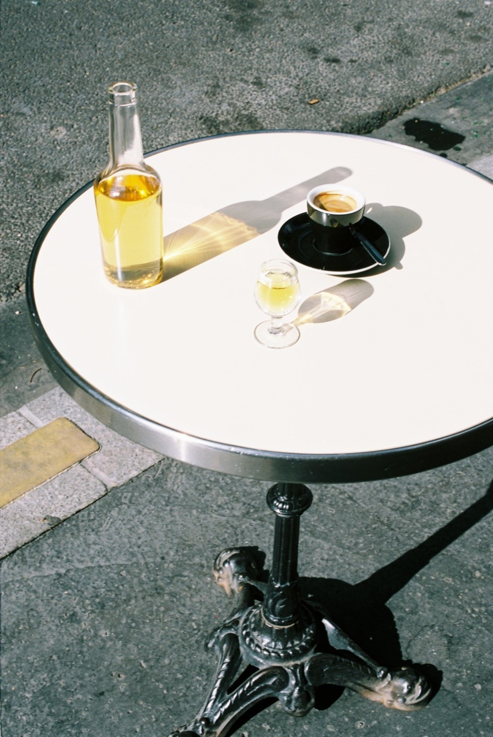 How & When to drink Calvados - Calvados France