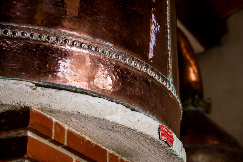 How is Calvados made : an artisanal know-how - Calvados France