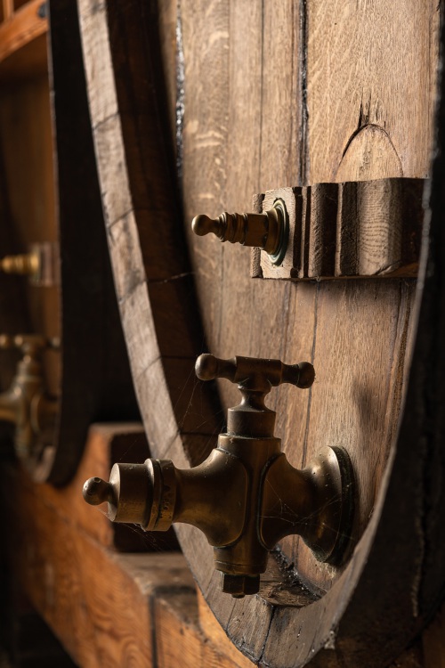 How is Calvados made : an artisanal know-how - Calvados France