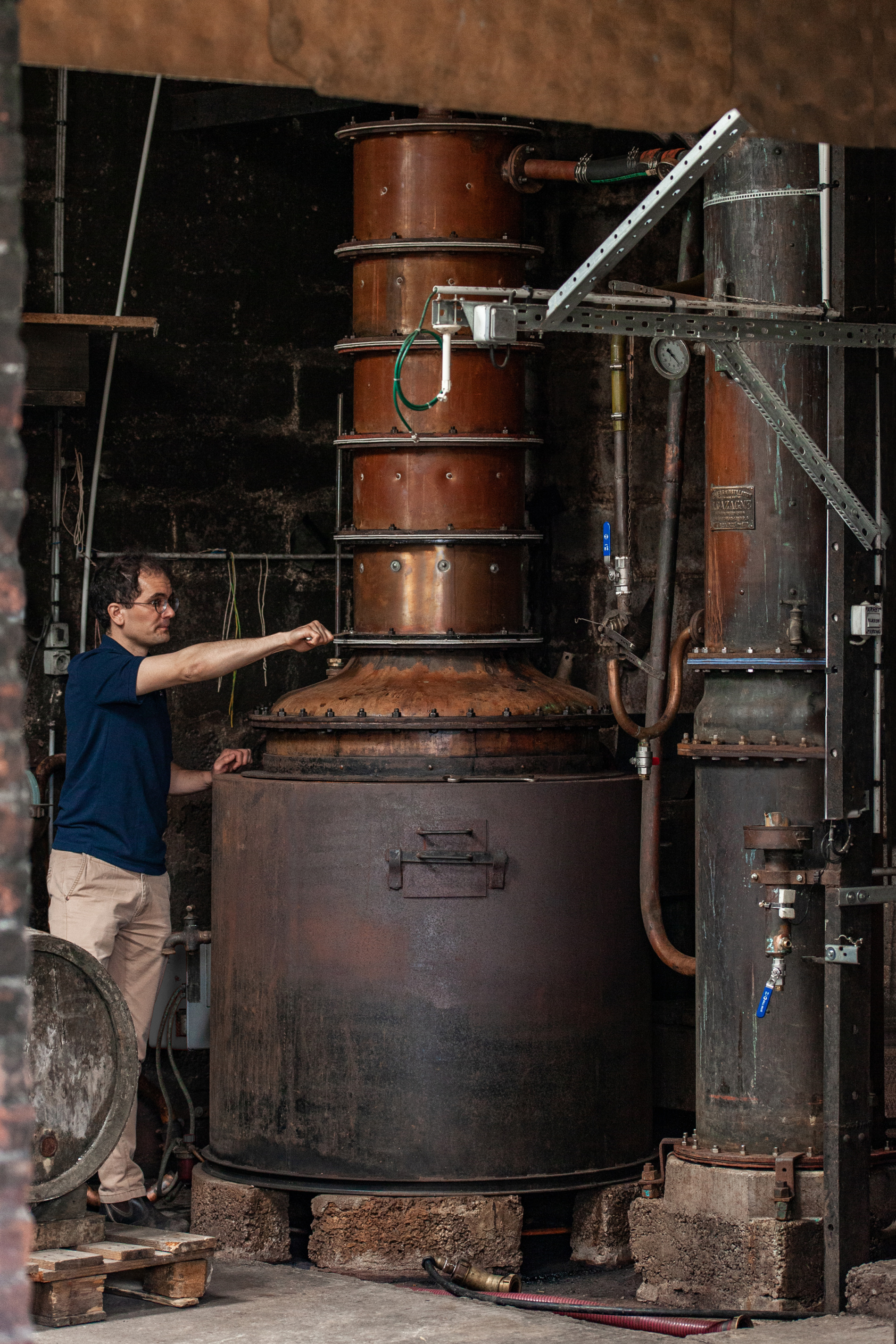 How is Calvados made : an artisanal know-how - Calvados France